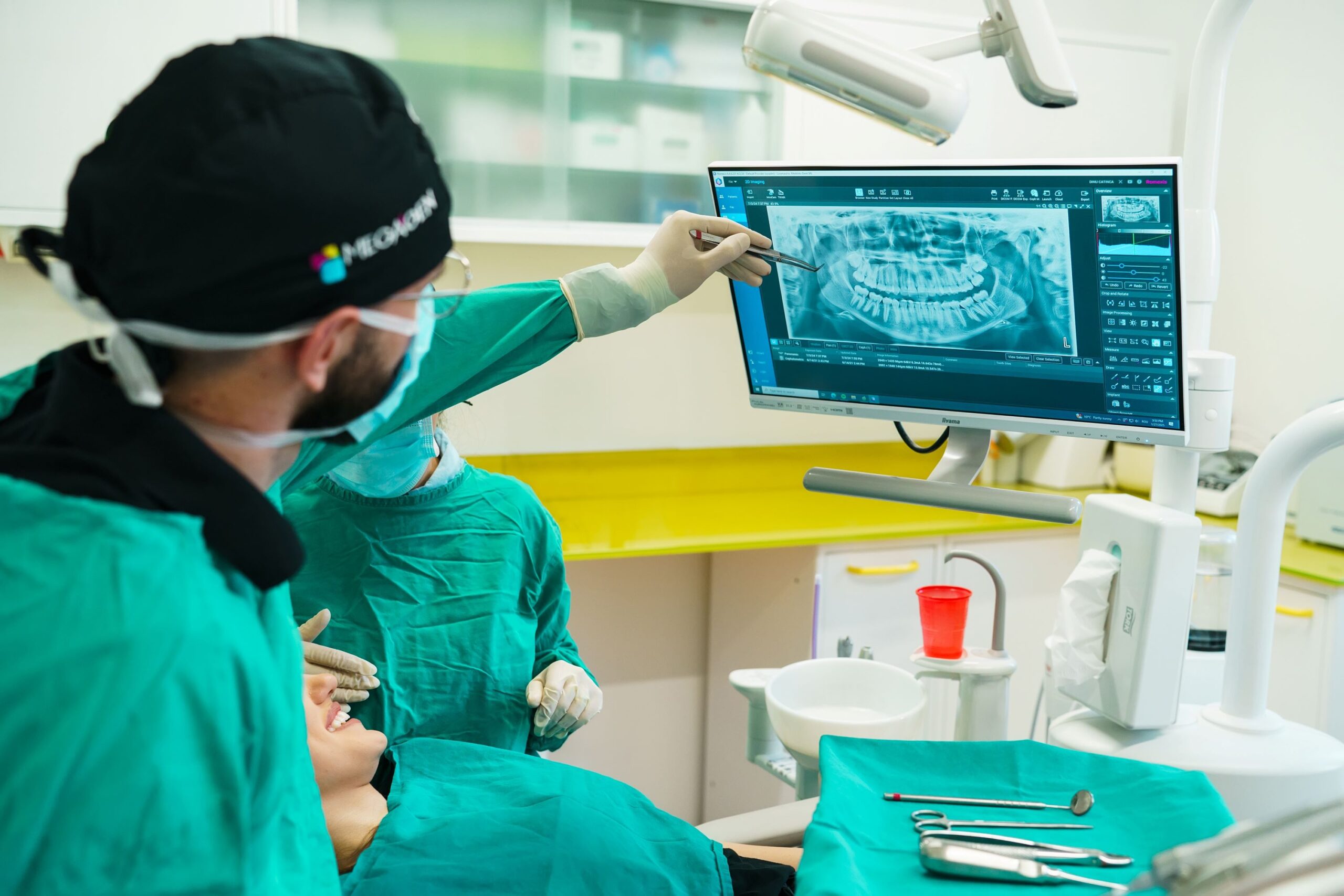 Chirurgie oro-maxilo-facială - MED ARTIS DENT - CLINICA STOMATOLOGICA